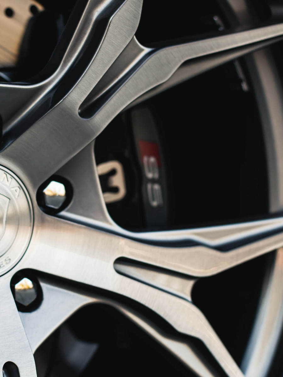 Libryo - Automotive Brochure